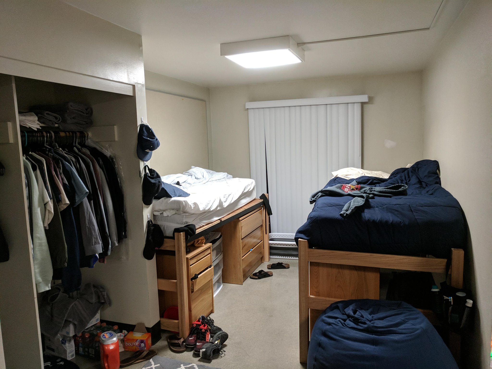Harvey Mudd College Dorm Room